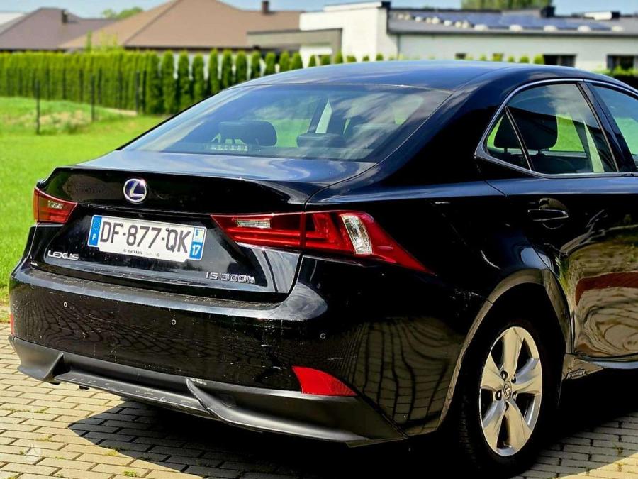 Черный Лексус LS 300h 2014 в Таураге, объемом двигателя 2.49 л и пробегом 248 тыс. км за 8300 €, фото 16 на AUTOMOTO.COM.LV