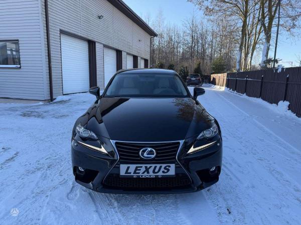 Black Lexus LS 300h 2015 in Vilnius, with an engine capacity of 2.49 L and mileage of 199 thousand km for 15000 €, photo 2 on AUTOMOTO.COM.LV