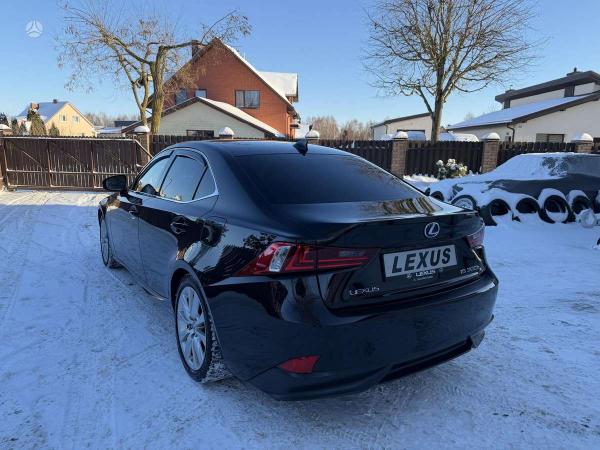 Black Lexus LS 300h 2015 in Vilnius, with an engine capacity of 2.49 L and mileage of 199 thousand km for 15000 €, photo 5 on AUTOMOTO.COM.LV