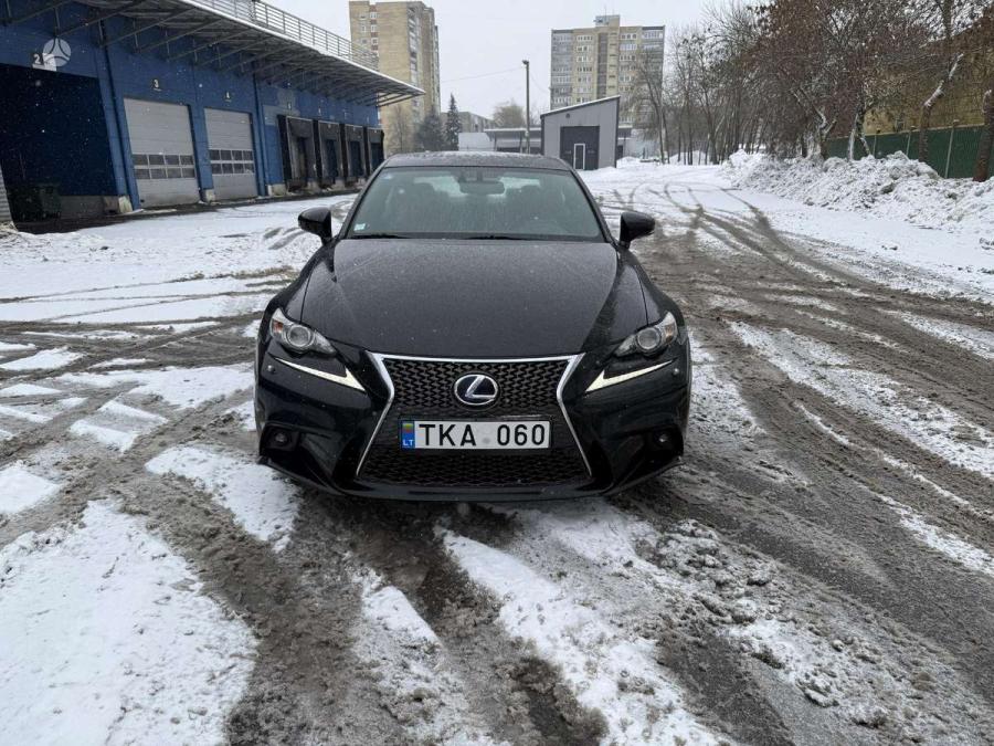 Melns Lexus LS 300h 2015 Kauņa, ar dzinēja tilpumu 2.49 L un nobraukumu 182 tūkst. km par 17200 €, foto 2 vietnē AUTOMOTO.COM.LV