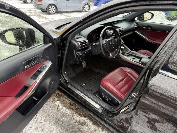 Black Lexus LS 300h 2015 in Kaunas, with an engine capacity of 2.49 L and mileage of 182 thousand km for 17200 €, photo 9 on AUTOMOTO.COM.LV