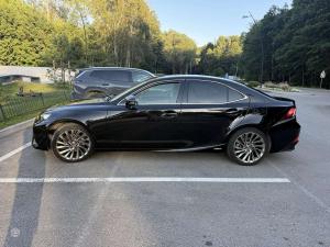 Black Lexus LS 300h 2015 in Klaipeda, with an engine capacity of 2.49 L and mileage of 214 thousand km for 14900 €, photo 4 on AUTOMOTO.COM.LV