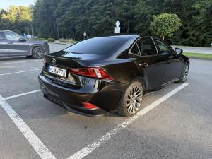 Black Lexus LS 300h 2015 in Klaipeda, with an engine capacity of 2.49 L and mileage of 214 thousand km for 14900 €, photo 10 on AUTOMOTO.COM.LV