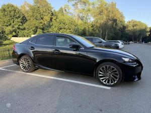 Black Lexus LS 300h 2015 in Klaipeda, with an engine capacity of 2.49 L and mileage of 214 thousand km for 14900 €, photo 11 on AUTOMOTO.COM.LV