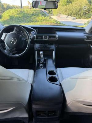Black Lexus LS 300h 2015 in Klaipeda, with an engine capacity of 2.49 L and mileage of 214 thousand km for 14900 €, photo 24 on AUTOMOTO.COM.LV