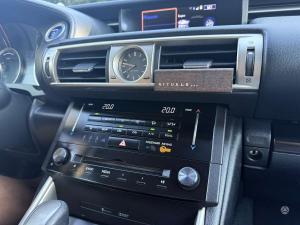 Black Lexus LS 300h 2015 in Klaipeda, with an engine capacity of 2.49 L and mileage of 214 thousand km for 14900 €, photo 27 on AUTOMOTO.COM.LV