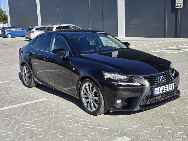 Melns Lexus LS 300h 2016 Viļņa, ar dzinēja tilpumu 2.49 L un nobraukumu 180 tūkst. km par 15500 €, foto 3 vietnē AUTOMOTO.COM.LV