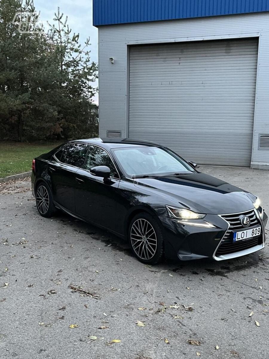 Melns Lexus LS 300h 2017 Marijampole, ar dzinēja tilpumu 2.50 L un nobraukumu 246 tūkst. km par 17500 €, foto 6 vietnē AUTOMOTO.COM.LV