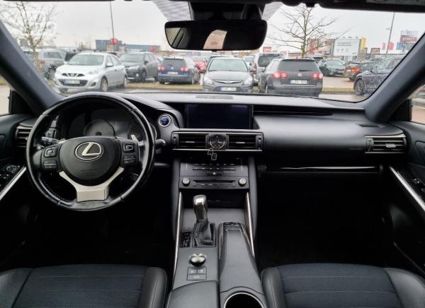 Melns Lexus LS 300h 2017 Viļņa, ar dzinēja tilpumu 2.50 L un nobraukumu 150 tūkst. km par 14900 €, foto 8 vietnē AUTOMOTO.COM.LV