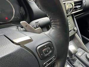 Melns Lexus LS 300h 2018 Kauņa, ar dzinēja tilpumu 2.50 L un nobraukumu 118 tūkst. km par 20500 €, foto 14 vietnē AUTOMOTO.COM.LV