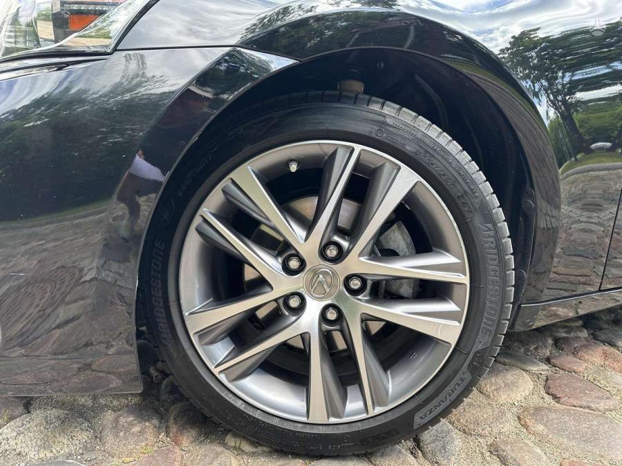 Melns Lexus LS 300h 2018 Kauņa, ar dzinēja tilpumu 2.50 L un nobraukumu 118 tūkst. km par 20500 €, foto 19 vietnē AUTOMOTO.COM.LV