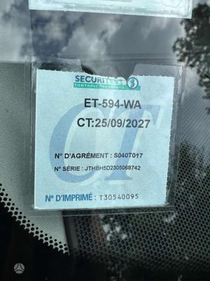 Melns Lexus LS 300h 2018 Kauņa, ar dzinēja tilpumu 2.50 L un nobraukumu 118 tūkst. km par 20500 €, foto 24 vietnē AUTOMOTO.COM.LV