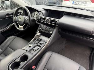 Черный Лексус LS 300h 2018 в Вильнюс, объемом двигателя 2.50 л и пробегом 400 тыс. км за 9900 €, фото 8 на AUTOMOTO.COM.LV