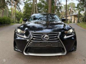 Black Lexus LS 300h 2018 in Vilnius, with an engine capacity of 2.50 L and mileage of 330 thousand km for 8000 €, photo 9 on AUTOMOTO.COM.LV