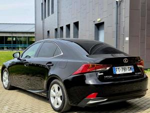 Черный Лексус LS 300h 2020 в Таураге, объемом двигателя 2.50 л и пробегом 228 тыс. км за 18400 €, фото 8 на AUTOMOTO.COM.LV