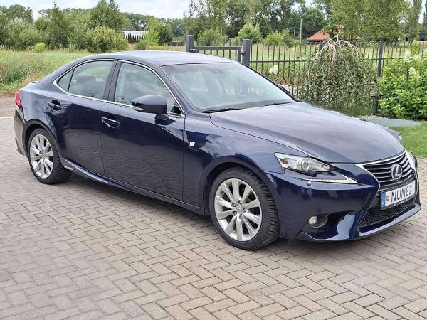 Синий Лексус LS 300h 2015 в Паневежис, объемом двигателя 2.49 л и пробегом 352 тыс. км за 9600 €, фото 3 на AUTOMOTO.COM.LV
