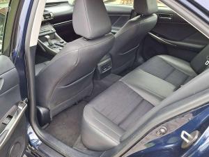 Zils Lexus LS 300h 2015 Panevēža, ar dzinēja tilpumu 2.49 L un nobraukumu 352 tūkst. km par 9600 €, foto 9 vietnē AUTOMOTO.COM.LV