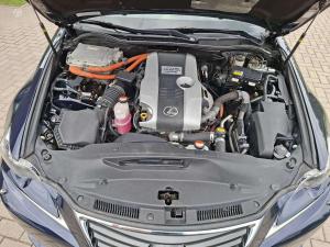 Zils Lexus LS 300h 2015 Panevēža, ar dzinēja tilpumu 2.49 L un nobraukumu 352 tūkst. km par 9600 €, foto 12 vietnē AUTOMOTO.COM.LV