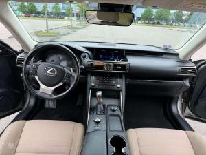 Brūns Lexus LS 300h 2017 Klaipėda, ar dzinēja tilpumu 2.50 L un nobraukumu 185 tūkst. km par 14999 €, foto 8 vietnē AUTOMOTO.COM.LV