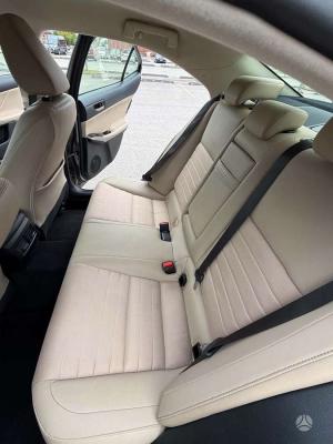 Brūns Lexus LS 300h 2017 Klaipėda, ar dzinēja tilpumu 2.50 L un nobraukumu 185 tūkst. km par 14999 €, foto 11 vietnē AUTOMOTO.COM.LV