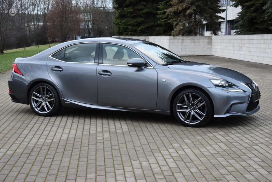 Pelēks Lexus LS 300h 2013 Viļņa, ar dzinēja tilpumu 2.49 L un nobraukumu 237 tūkst. km par 12500 €, foto 7 vietnē AUTOMOTO.COM.LV