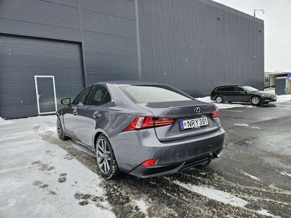 Pelēks Lexus LS 300h 2013 Kauņa, ar dzinēja tilpumu 2.49 L un nobraukumu 236 tūkst. km par 7400 €, foto 6 vietnē AUTOMOTO.COM.LV