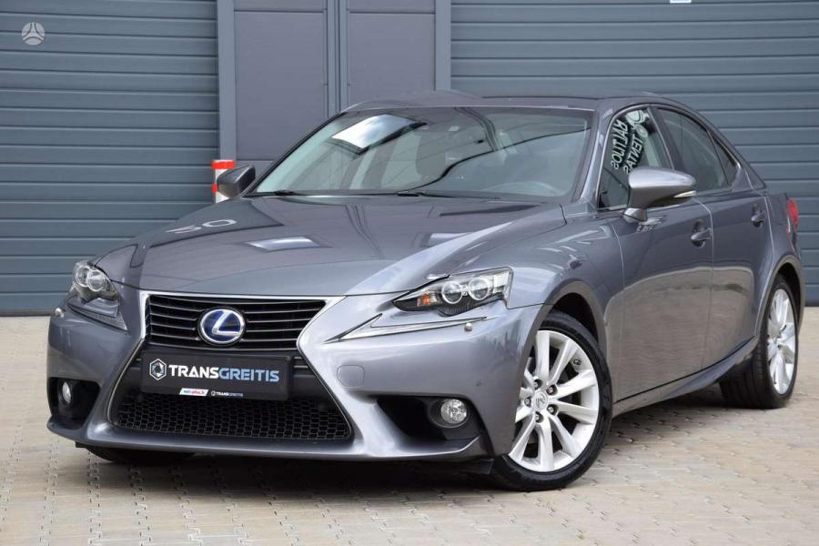 Grey Lexus LS 300h 2013 in Vilnius, with an engine capacity of 2.50 L and mileage of 225 thousand km for 12999 €, photo 1 on AUTOMOTO.COM.LV