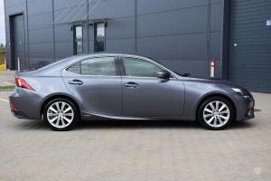 Grey Lexus LS 300h 2013 in Vilnius, with an engine capacity of 2.50 L and mileage of 225 thousand km for 12999 €, photo 11 on AUTOMOTO.COM.LV