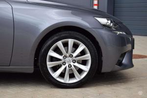 Grey Lexus LS 300h 2013 in Vilnius, with an engine capacity of 2.50 L and mileage of 225 thousand km for 12999 €, photo 14 on AUTOMOTO.COM.LV
