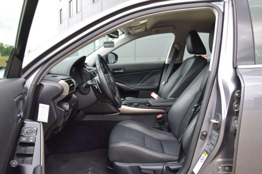 Grey Lexus LS 300h 2013 in Vilnius, with an engine capacity of 2.50 L and mileage of 225 thousand km for 12999 €, photo 15 on AUTOMOTO.COM.LV
