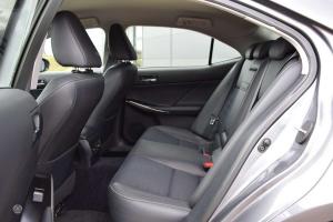 Grey Lexus LS 300h 2013 in Vilnius, with an engine capacity of 2.50 L and mileage of 225 thousand km for 12999 €, photo 24 on AUTOMOTO.COM.LV