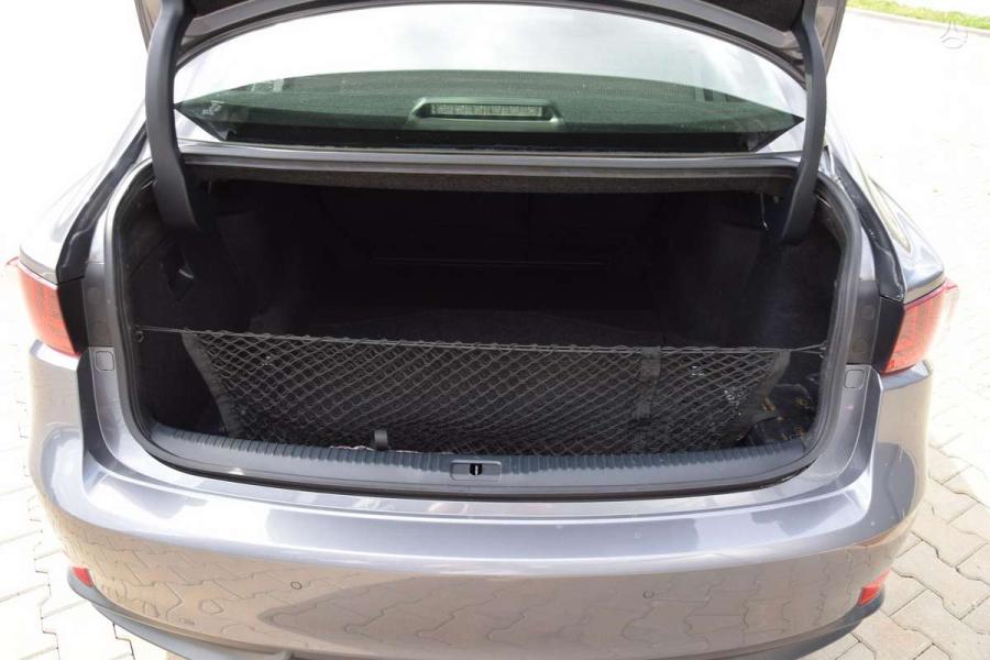 Grey Lexus LS 300h 2013 in Vilnius, with an engine capacity of 2.50 L and mileage of 225 thousand km for 12999 €, photo 34 on AUTOMOTO.COM.LV