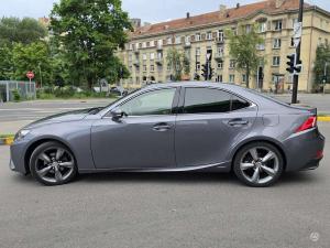 Grey Lexus LS 300h 2013 in Vilnius, with an engine capacity of 2.49 L and mileage of 241 thousand km for 14500 €, photo 7 on AUTOMOTO.COM.LV