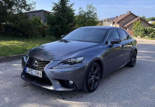 Grey Lexus LS 300h 2014 in Vilnius, with an engine capacity of 2.50 L and mileage of 254 thousand km for 12700 €, photo 3 on AUTOMOTO.COM.LV