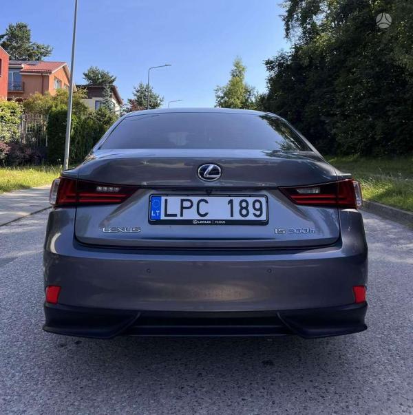 Grey Lexus LS 300h 2014 in Vilnius, with an engine capacity of 2.50 L and mileage of 254 thousand km for 12700 €, photo 6 on AUTOMOTO.COM.LV