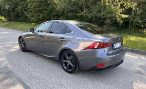 Grey Lexus LS 300h 2014 in Vilnius, with an engine capacity of 2.50 L and mileage of 254 thousand km for 12700 €, photo 8 on AUTOMOTO.COM.LV