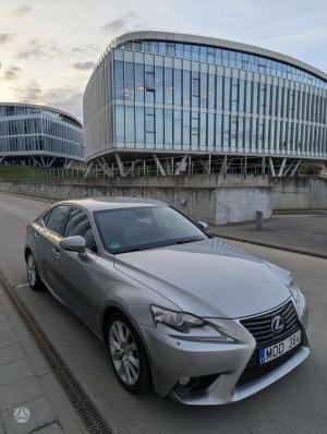 Серый Лексус LS 300h 2014 в Вильнюс, объемом двигателя 2.49 л и пробегом 270 тыс. км за 12000 €, фото 5 на AUTOMOTO.COM.LV