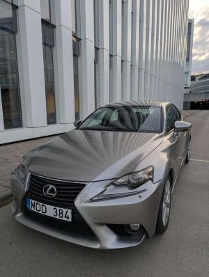 Серый Лексус LS 300h 2014 в Вильнюс, объемом двигателя 2.49 л и пробегом 270 тыс. км за 12000 €, фото 6 на AUTOMOTO.COM.LV