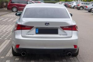 Серый Лексус LS 300h 2015 в Вильнюс, объемом двигателя 2.49 л и пробегом 171 тыс. км за 14950 €, фото 5 на AUTOMOTO.COM.LV