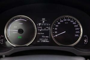 Серый Лексус LS 300h 2015 в Вильнюс, объемом двигателя 2.49 л и пробегом 171 тыс. км за 14950 €, фото 26 на AUTOMOTO.COM.LV