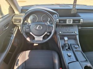 Серый Лексус LS 300h 2015 в Вильнюс, объемом двигателя 2.49 л и пробегом 180 тыс. км за 10950 €, фото 9 на AUTOMOTO.COM.LV