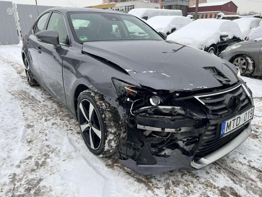 Серый Лексус LS 300h 2017 в Каунас, объемом двигателя 2.50 л и пробегом 100 тыс. км за 10900 €, фото 7 на AUTOMOTO.COM.LV