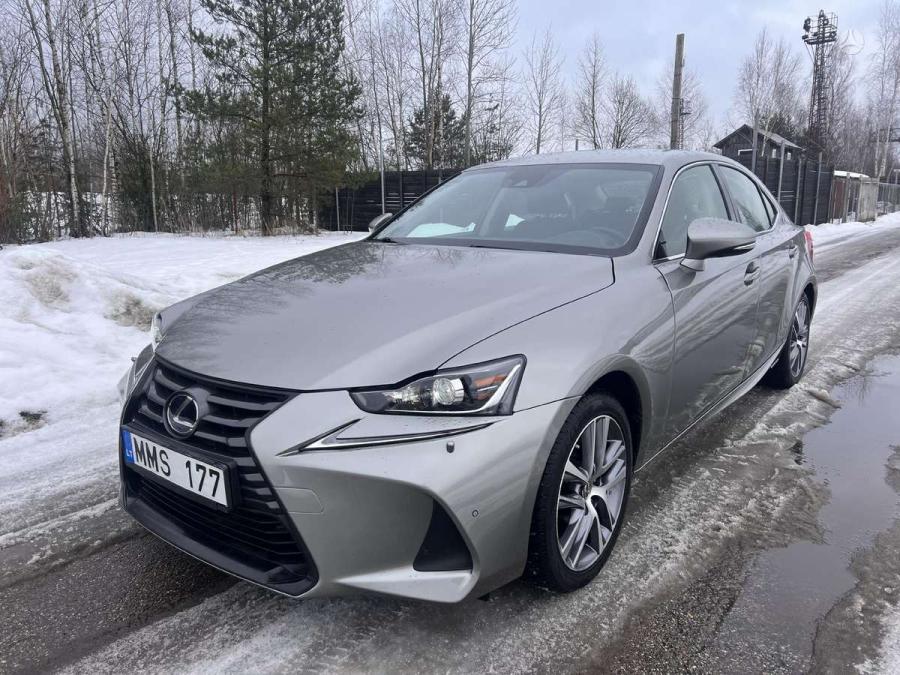 Grey Lexus LS 300h 2017 in Vilnius, with an engine capacity of 2.49 L and mileage of 160 thousand km for 15500 €, photo 1 on AUTOMOTO.COM.LV