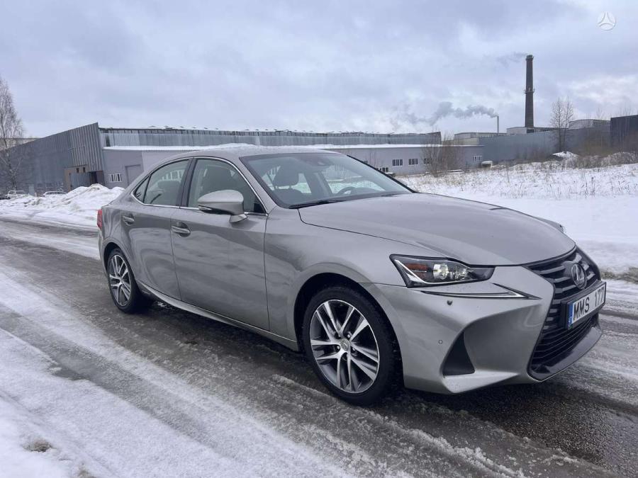 Grey Lexus LS 300h 2017 in Vilnius, with an engine capacity of 2.49 L and mileage of 160 thousand km for 15500 €, photo 3 on AUTOMOTO.COM.LV