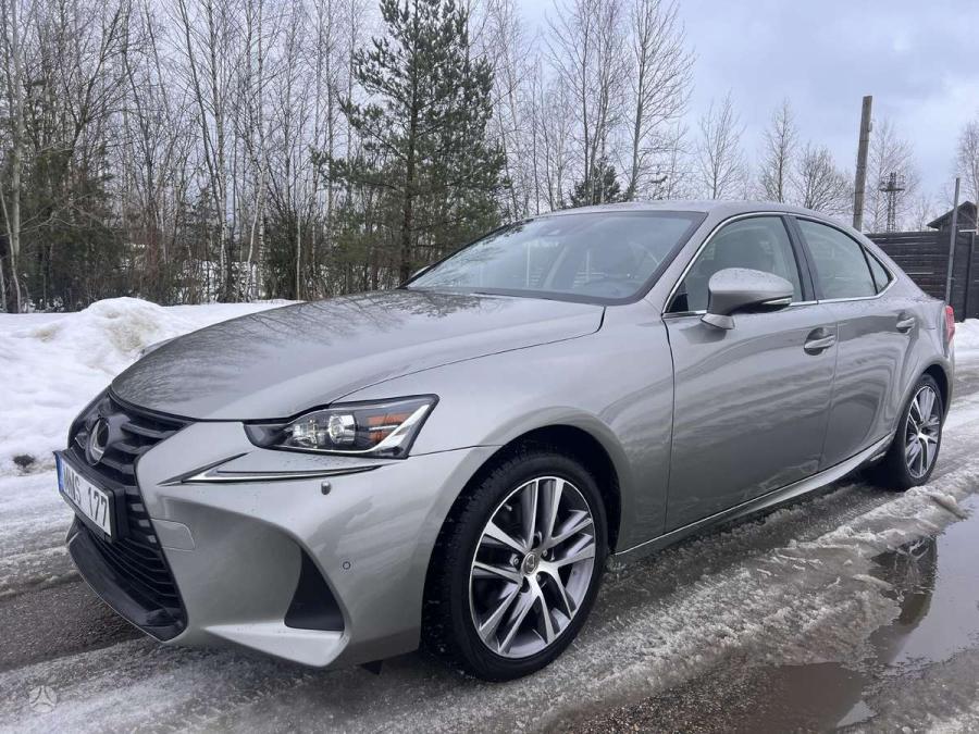 Grey Lexus LS 300h 2017 in Vilnius, with an engine capacity of 2.49 L and mileage of 160 thousand km for 15500 €, photo 7 on AUTOMOTO.COM.LV
