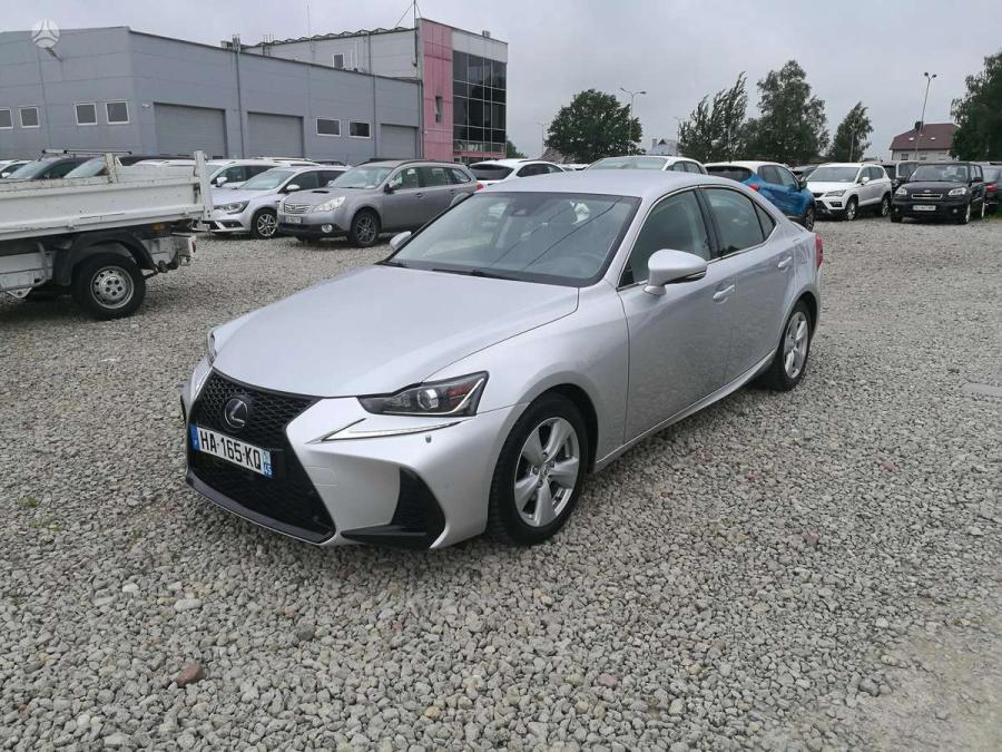 Pelēks Lexus LS 300h 2018 Tauragė, ar dzinēja tilpumu 2.50 L un nobraukumu 162 tūkst. km par 17500 €, foto 9 vietnē AUTOMOTO.COM.LV