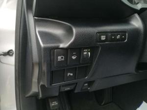 Pelēks Lexus LS 300h 2018 Tauragė, ar dzinēja tilpumu 2.50 L un nobraukumu 162 tūkst. km par 17500 €, foto 16 vietnē AUTOMOTO.COM.LV