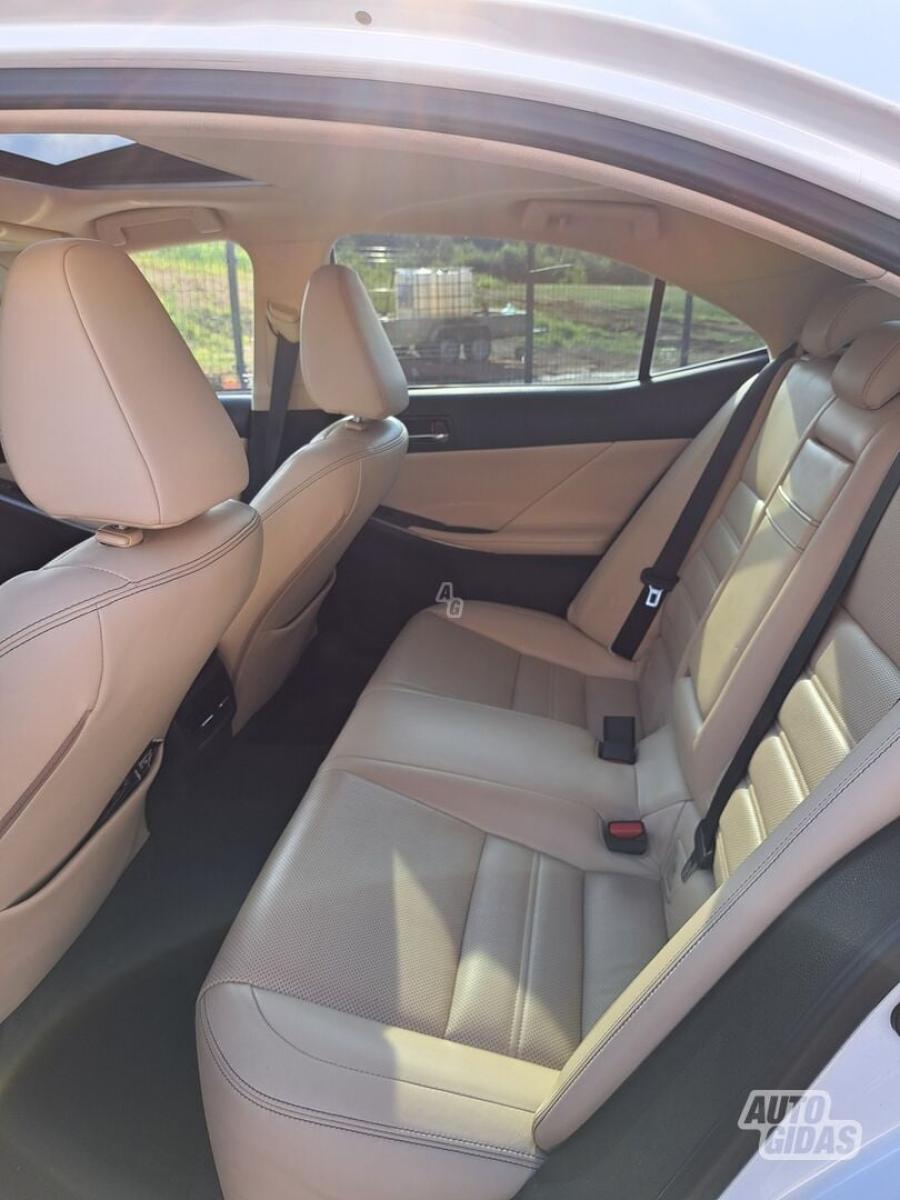 Lexus LS 300h 2013 in Vilnius, with an engine capacity of 2.50 L and mileage of 284 thousand km for 11999 €, photo 10 on AUTOMOTO.COM.LV