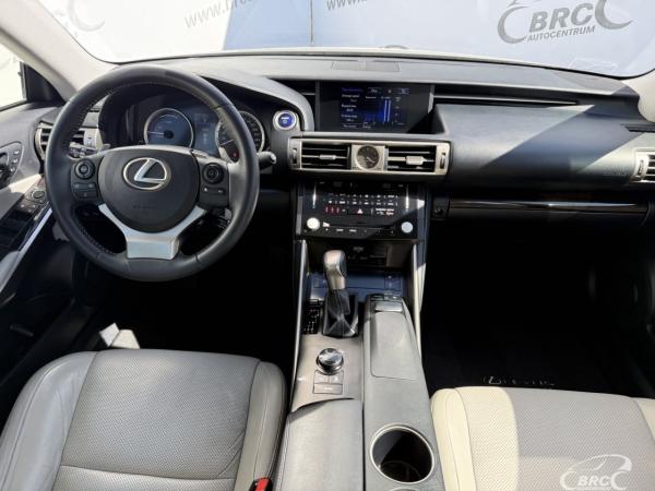 Lexus LS 300h 2014 Klaipėda, ar dzinēja tilpumu 2.49 L un nobraukumu 138 tūkst. km par 15900 €, foto 3 vietnē AUTOMOTO.COM.LV