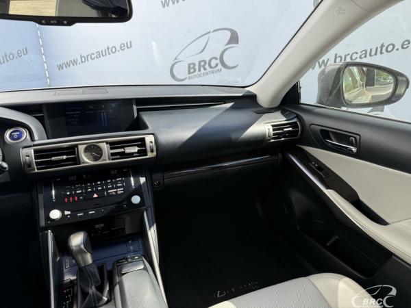Lexus LS 300h 2014 Klaipėda, ar dzinēja tilpumu 2.49 L un nobraukumu 138 tūkst. km par 15900 €, foto 5 vietnē AUTOMOTO.COM.LV